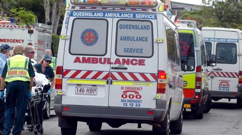 Ebola Crisis Australian Paramedics Say Theyre Unprepared For Domestic