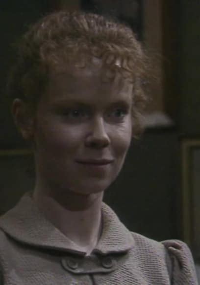 Watch Vanity Fair S01e01 Episode 1 Free Tv Shows Tubi