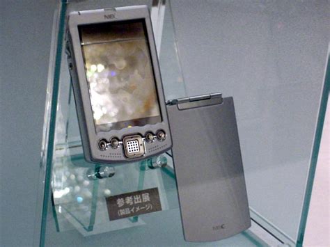 Nec、ceベースのpdaを公開。年内に発売予定