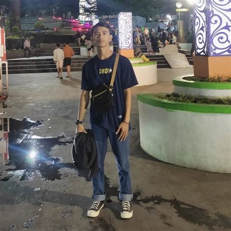 Ozy Ozy17 • Threads Say More