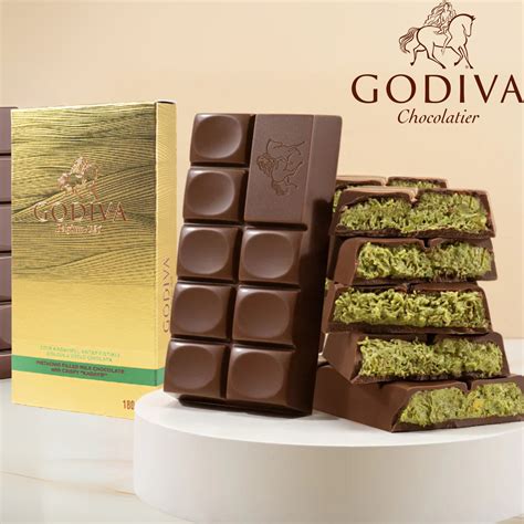 Godiva Premium Dubai Chocolate With Crispy Kadaifi And Pistachio Filli
