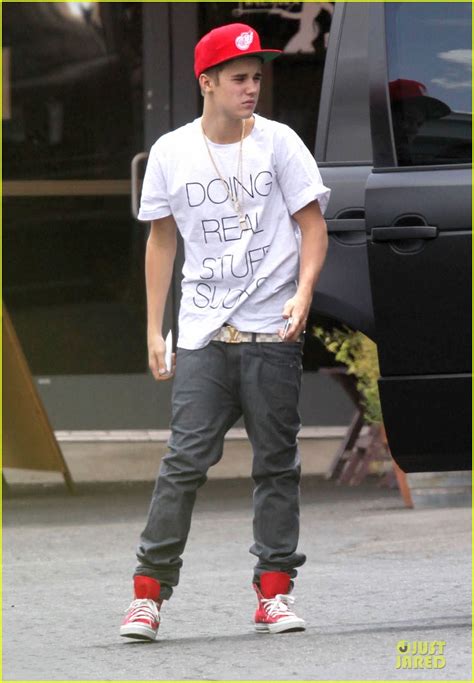 Justin Bieber Doing Real Stuff Sucks Photo 2666805 Justin Bieber