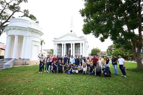 Infineon Presentations Teambuilding Batik Apts2023