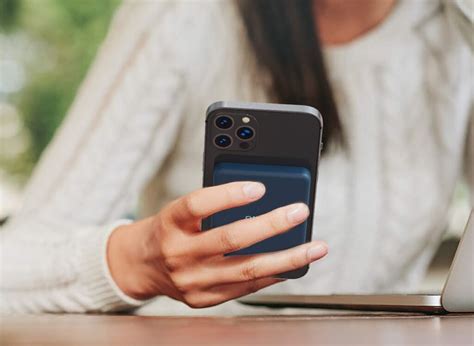 Magsafe Wireless Power Banks Available For Iphone Today List Redmond Pie