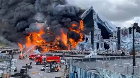 Neue Rtl Aktuell Moderatoren Christopher Wittich Und Anna Fleischhauer