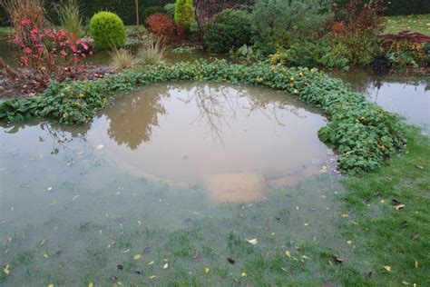 Ullas Have Sol Står Op Og Sol Går Ned
