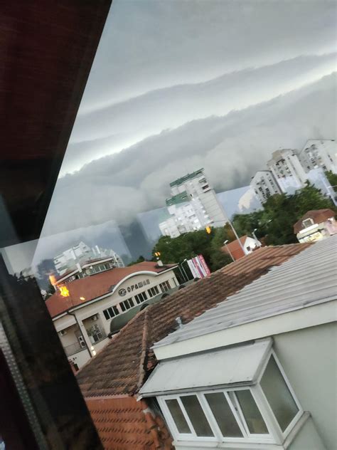 Budi Kao Nenad Rserbia