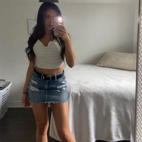 Daniela Espanas Amazon Page