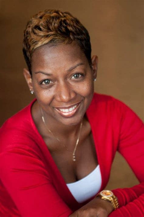 Sw Atlanta Native Tracye Bryant Releases First Fiction Novel This Twisted Life Cascade Ga