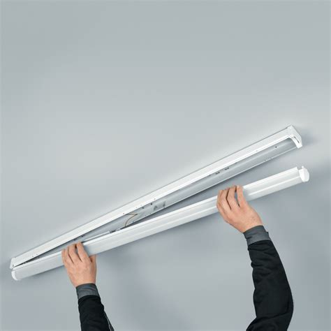 Thorn Poppack Led Batten Light 117cm Uk