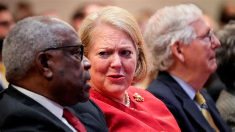 Quinnipiac Poll 52 Of Americans Say Justice Clarence Thomas Should