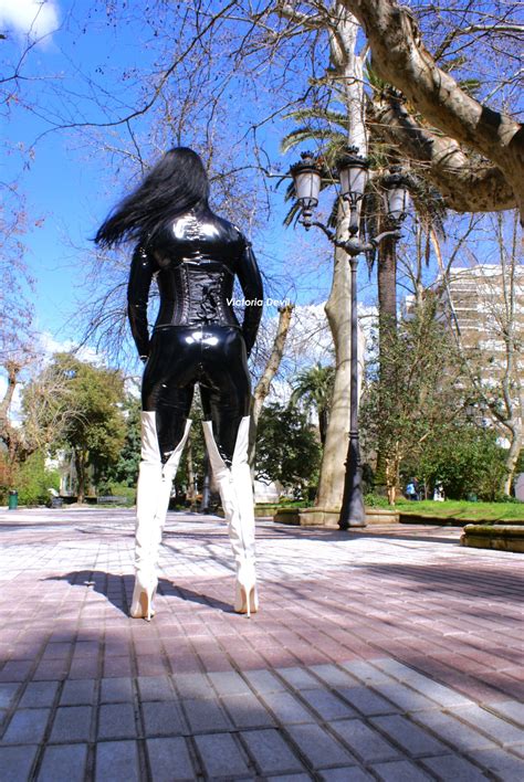 Victoria Devil Model