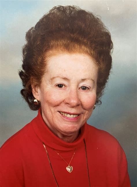 Emma Cushings Instagram Twitter And Facebook On Idcrawl