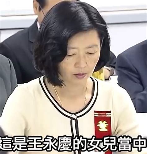 日本品牌cecil Mcbee 鑽扣白色針織外套 優雅氣質 M號 Yahoo拍賣