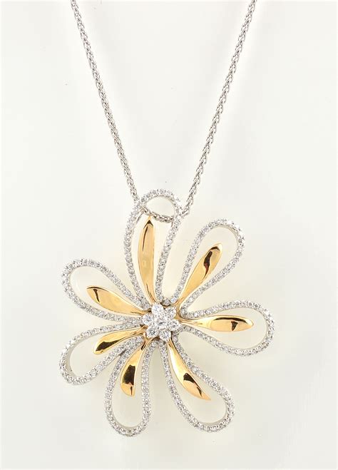 18ct White And Yellow Gold Brilliant Cut Diamond Flower Pendant