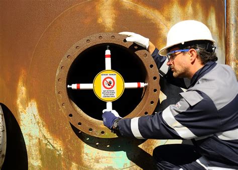 Cablesafe Manhole Entry Confined Space Barriers Frp Limited Nzs Go To Supplier