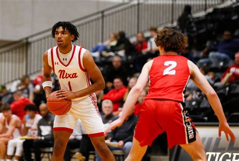 Nixa Basketball Star Kael Combs Commits To Wyoming Yahoo Sports