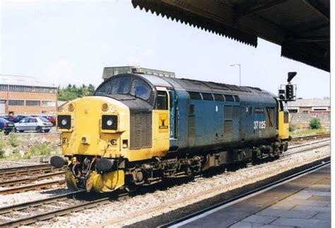 Railway Locomotive Photo Class 37 37025 Inverness Tmd Unknown