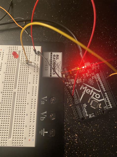 Just Trying To Run Blink With This Arduino Metro But It S Not Working Resistor Is 470ohm