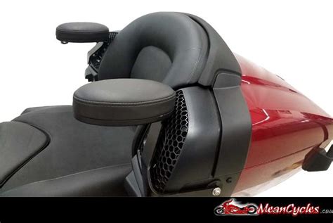 Meancycles Rivco Passenger Armrests For Yamaha® Star Venture