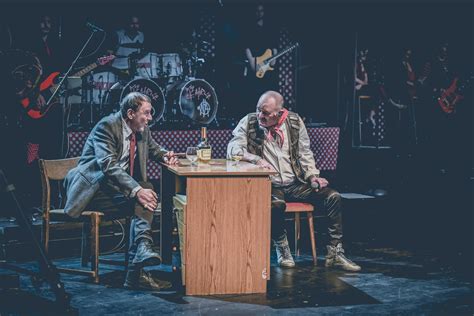 Ricse Ricse Beatrice Avagy Feróval A Nemzetiben Due Médiahálózat