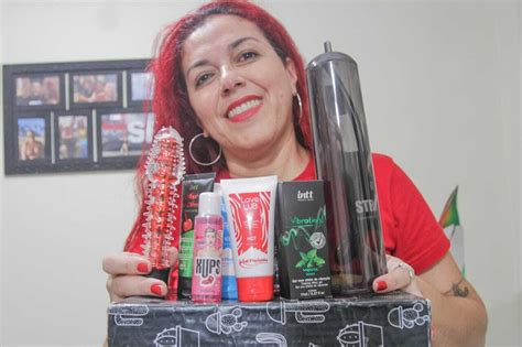 Professora cria sex shop e vai até rodovia vender a caminhoneiros Consumo Campo Grande News