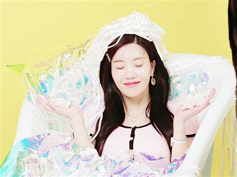 Ghim Của ‎ ‎ ‎ ‎ ‎ Mimi ‹𝟹⠀ Trên Iz One ꒰ 🦢