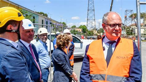 Roma Terna Avvia La Demolizione Di 65 Tralicci Al Trullo Ilfaroonline