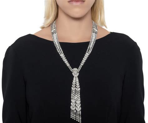 Colar Centenário Da Van Cleef And Arpels Supera Expectativas Na Sothebys E Arrecada R 17 3