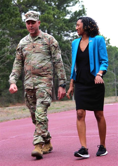 Dvids News Secretary Jocelyn Mallette Visits Fort Bragg For Key