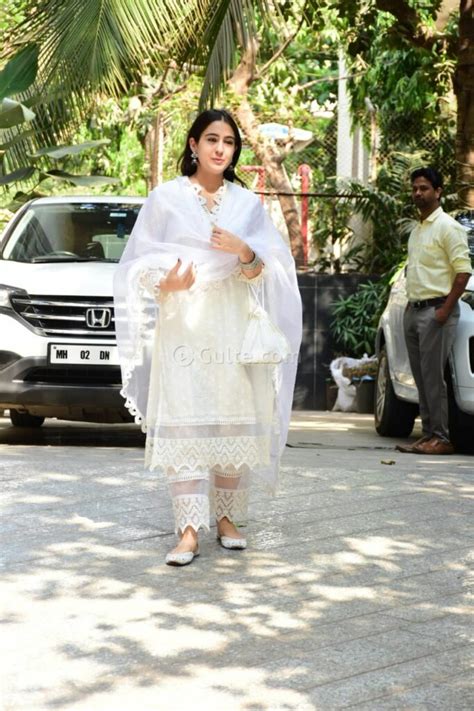 Sara Ali Khan Is A Sweetheart In A Pretty White Ethnic Wear