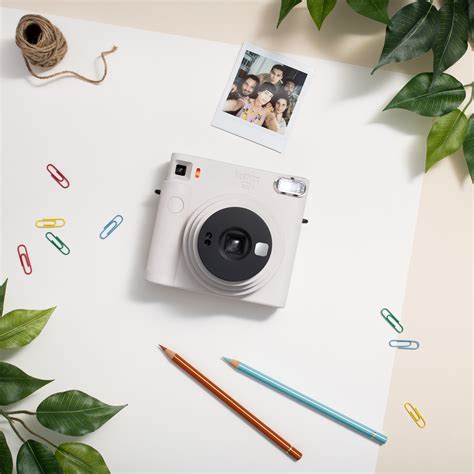 Fuji Instax Square SQ1 Makes Square Format Instant Camera Even More ...