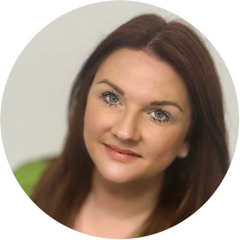 Laura Thomas Sales Director Ukrehabsolutions