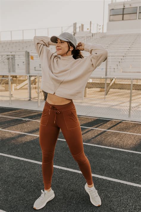 Athleisureoutfits Athleisureoutfitsforwomen Athleisureoutfitsideas