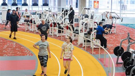 12 Photos Wellmark Ymca Opens New Years Day