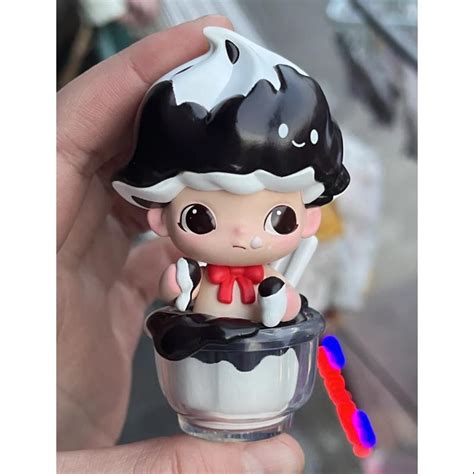 Dimoo Pop Mart Dimoo Kfc China 35th Anniversary Bucket Series Snow Sun