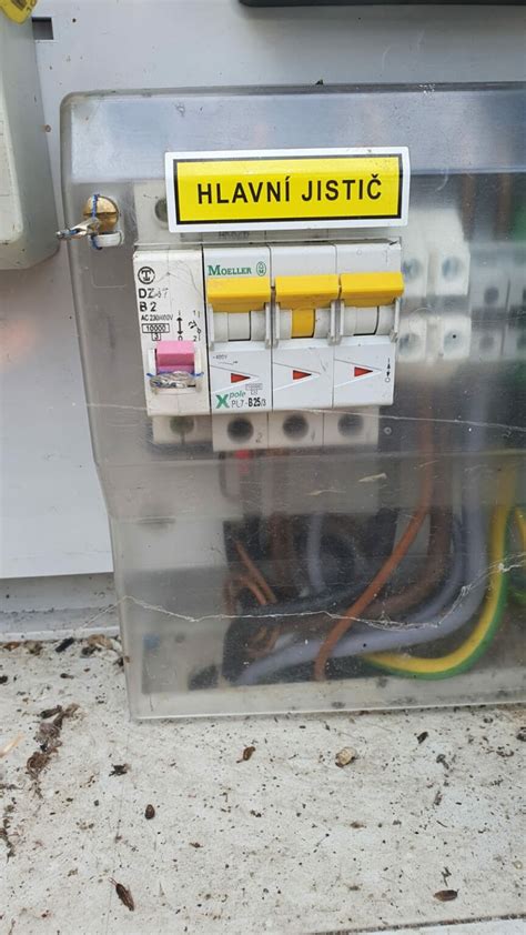 Výměna Hlavního Jističe Košťany Elektro Vaníček Jakub Vaníček