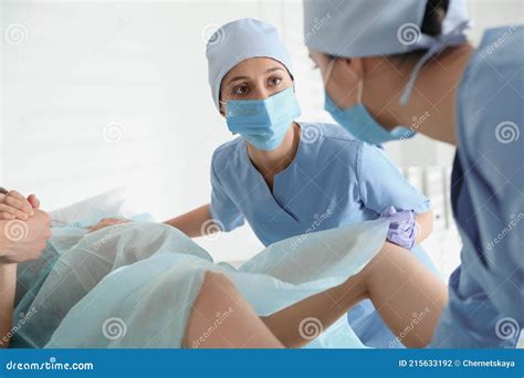 What To Wear To Give Birth In Hospital At Max Wroblewski Blog