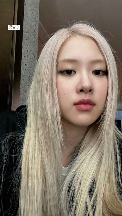 Rosé Selca Blackpink Icons Rosé Live Blackpink Wallpaper Rosé Instagram Instagram Story Bp