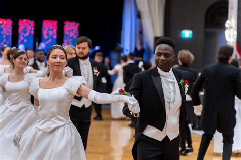 Debutantes And Cavaliers Austrian Society Of Montréal