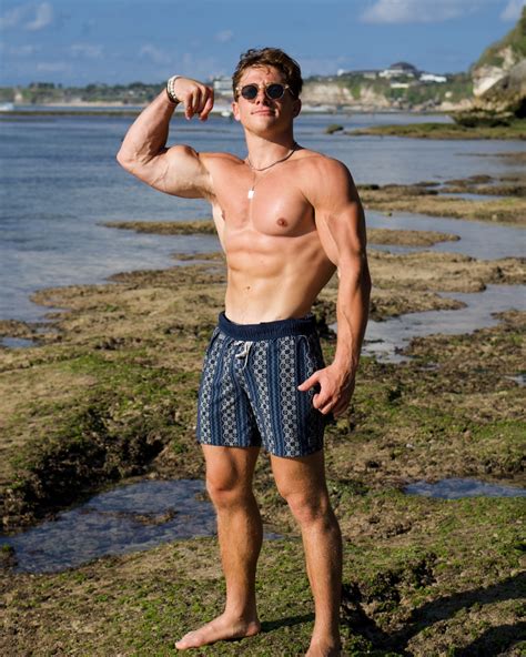 Dylan Natural Bodybuilder Fitness Coach Dylan Kolak • Instagram Photos And Videos