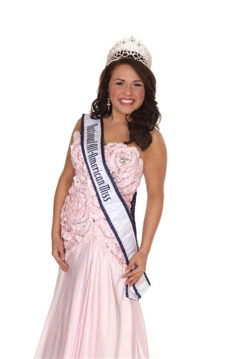 Amanda Moreno Consulting 1 Pageant Coach