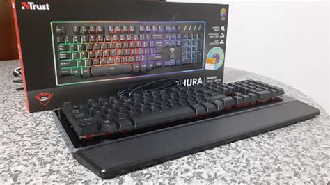 Review Gxt 860 Thura Gaming Keyboard Um Teclado Bonito E De