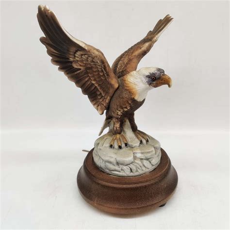 Clockwork Pottery Eagle Music Box Musical On Wooden Base Plays America The Beautiful S