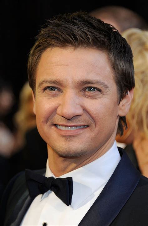 Jeremy Renner Jeremy Renner Photo 304 Of 1580 Pics Wallpaper Photo