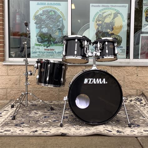 Tama Rockstar 10 12 14 22 Drum Set W Stand
