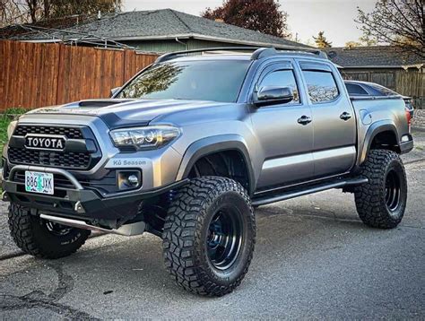 Pin By Joe Moe On Pickup Truck Tacoma Truck Toyota Tacoma Prerunner