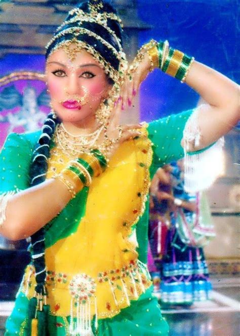 Beautiful Dulhan Beautiful Indian Actress Most Beautiful Indian Actress Beautiful Bollywood