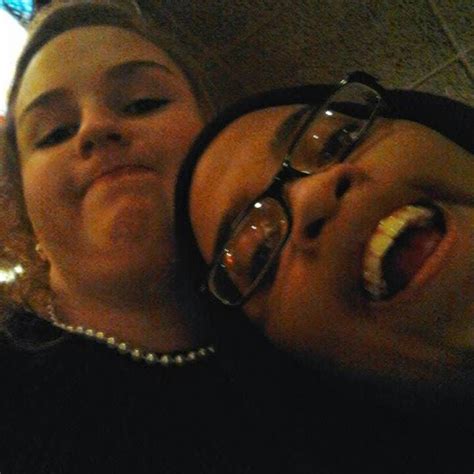 Sarah Lundblom Youtube