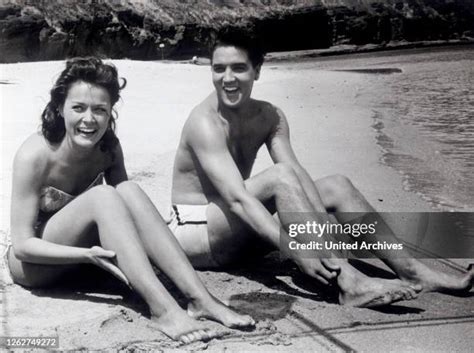 Blue Hawaii Elvis Presley Photos And Premium High Res Pictures Getty